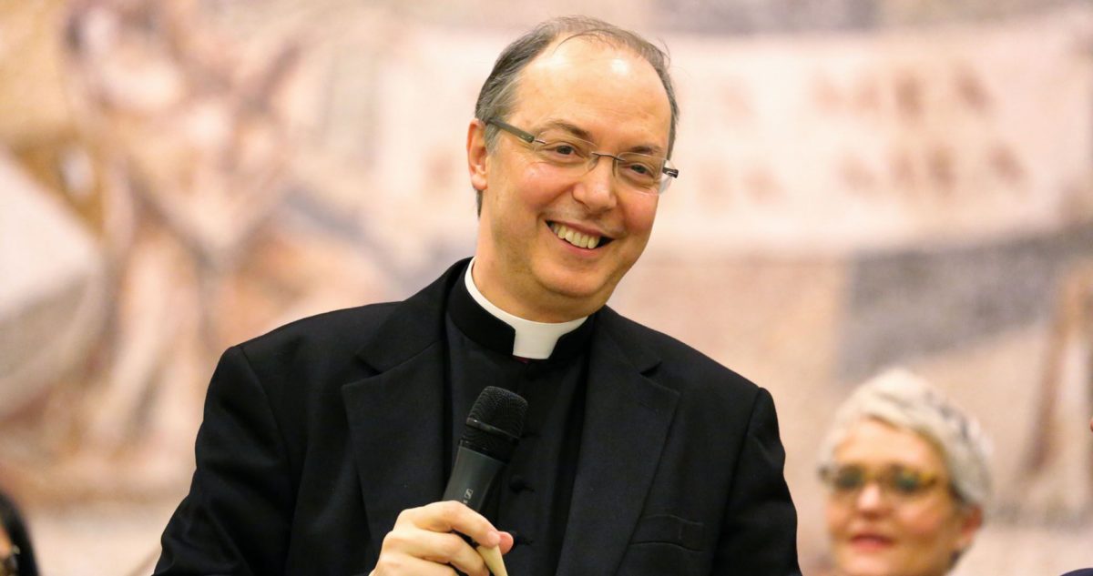 Mons. Marco Frisina - INFORMUSIC - Il Mondo Canta Maria